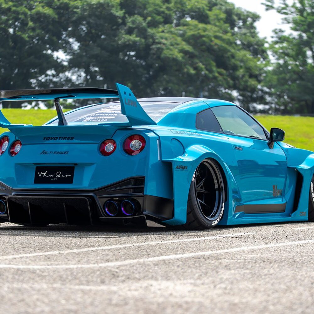 Liberty Walk LB-Silhouette WORKS GT 35GT-RR Ver.2 Rear Wing for R35 ...