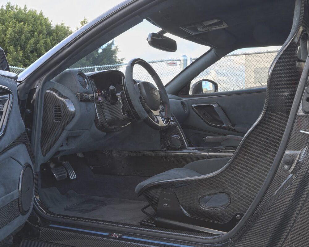 Overtake Dry Carbon Racing Bucket Seat for 2009-19 Nissan GT-R [R35 ...